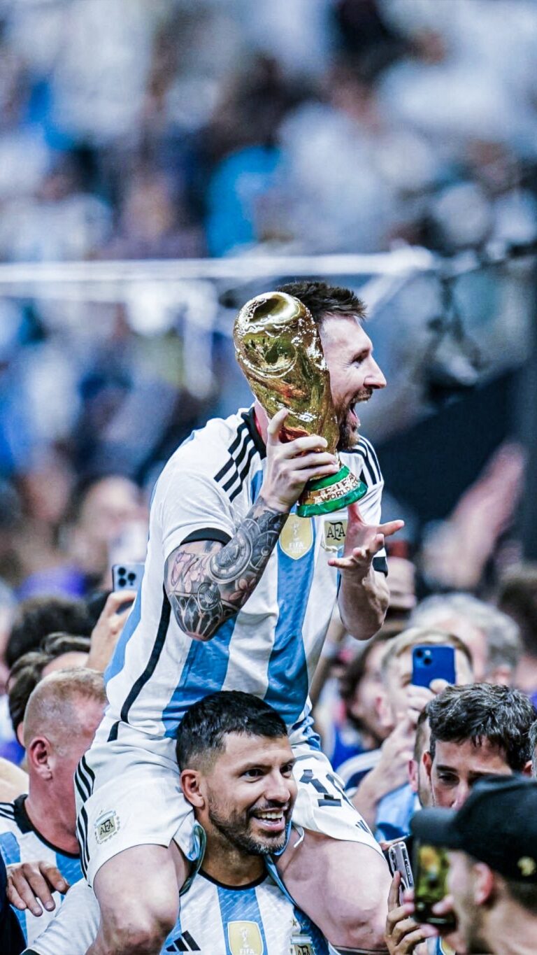 Wallpapers de Leo Messi levantando la Copa Mundial - hiperblogs ...
